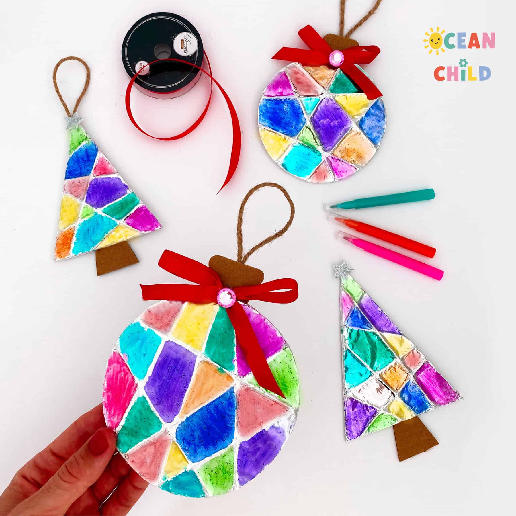 Foil Coloring: Create Beautiful Aluminum Foil Christmas Ornaments with ...