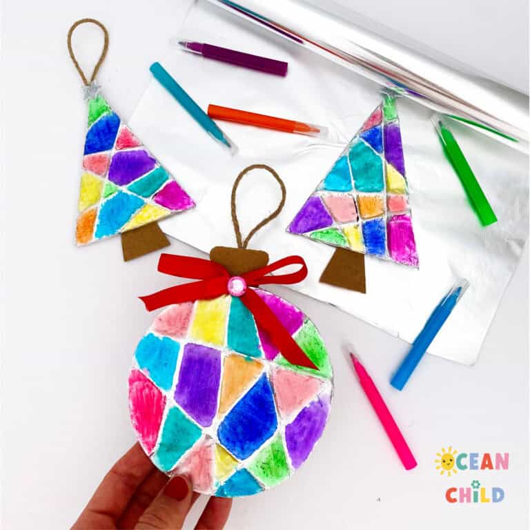 Foil Coloring: Create Beautiful Aluminum Foil Christmas Ornaments with ...